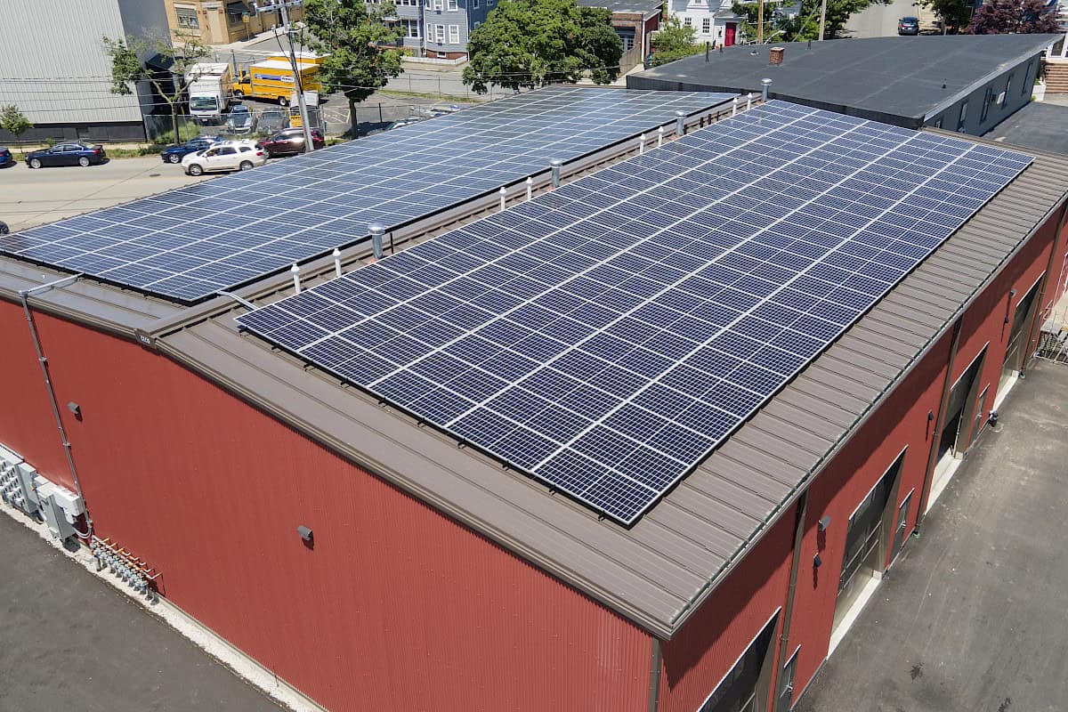 104 kW Commercial Solar Panel Install on 1 Jefferson Ave LLC in Salem ...